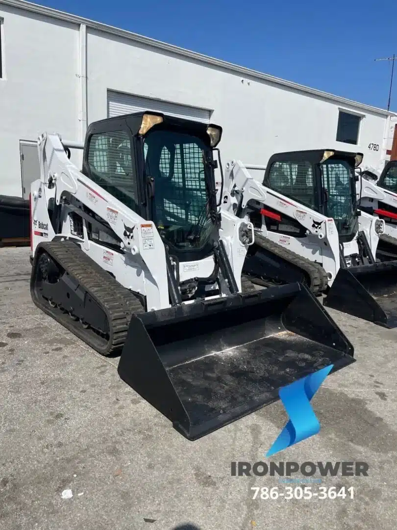 2015 BOBCAT T590 SKID STEER LOADER Hydraulic Aux - Enclosed Cab ...